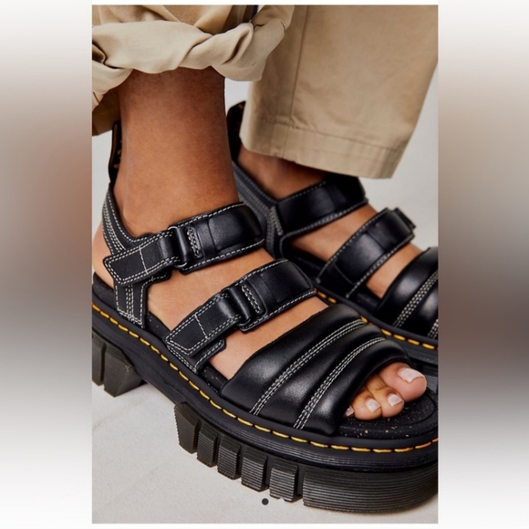 Dr. Martens | Shoes | Doc Marten Platform Sandals | Poshmark